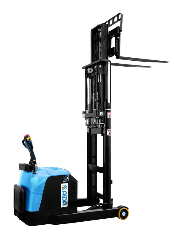 Stand On Type Electric Reach Trucks 1500kg Hydraulic Battery Operated